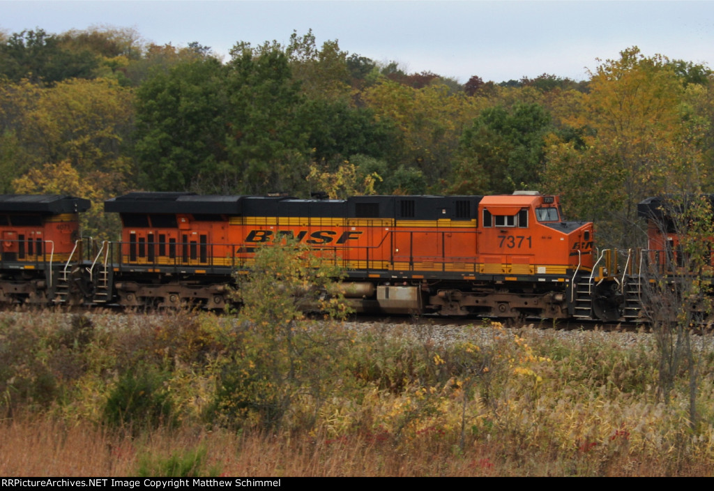 BNSF 7371